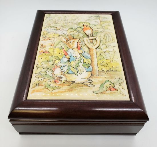 The Cottage Shop - Beatrix Potter Peter Rabbit Musical Wooden Box